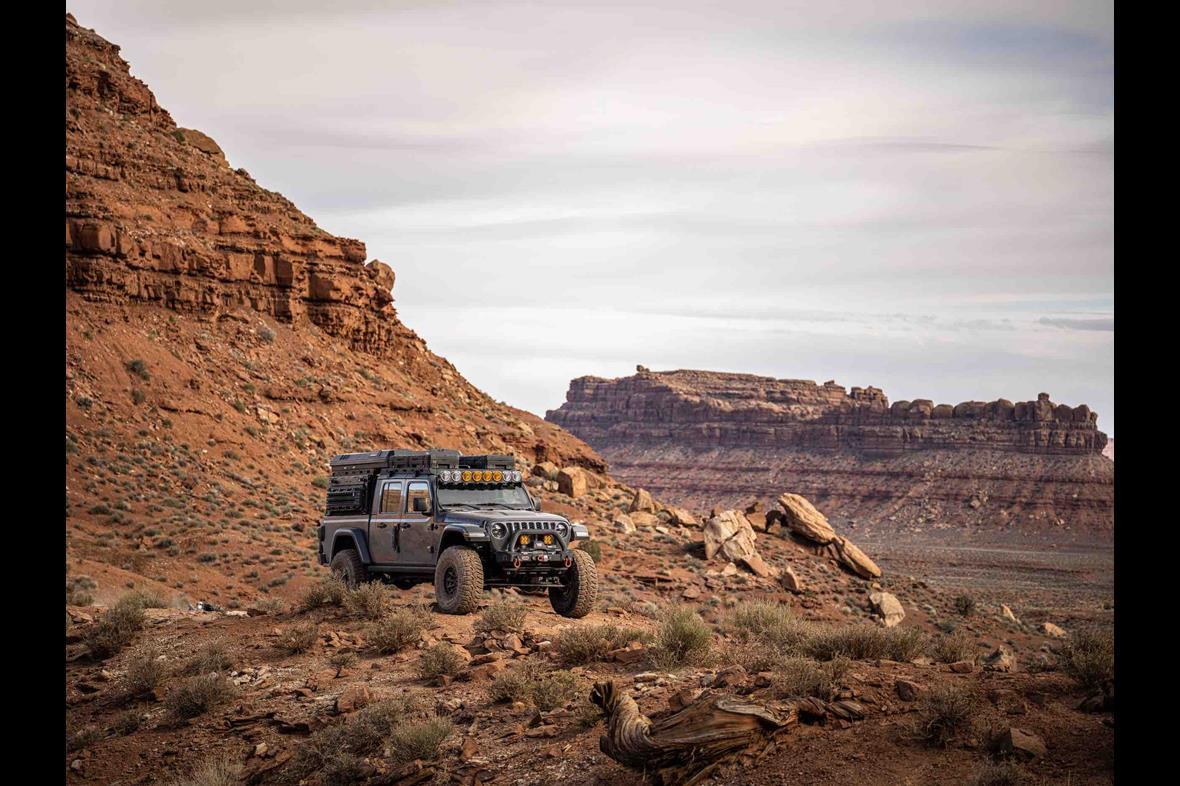 Who is Joshua Hayes and why did he build his Jeep Gladiator Rubicon ...